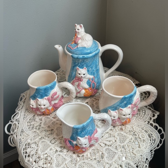 PMC | Kitchen | Kitty Tea Pot Two Cups And A Creamer | Poshmark